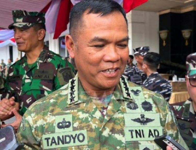 KoranKota - TNI Ganti Loreng Malvinas ke Seragam PDL Baru, Bakal Dipakai Serentak saat HUT ke 80